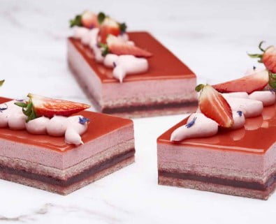 LYCHEE, HIBISCUS & STRAWBERRY LOTUS SLAB CAKE | P.E. foods